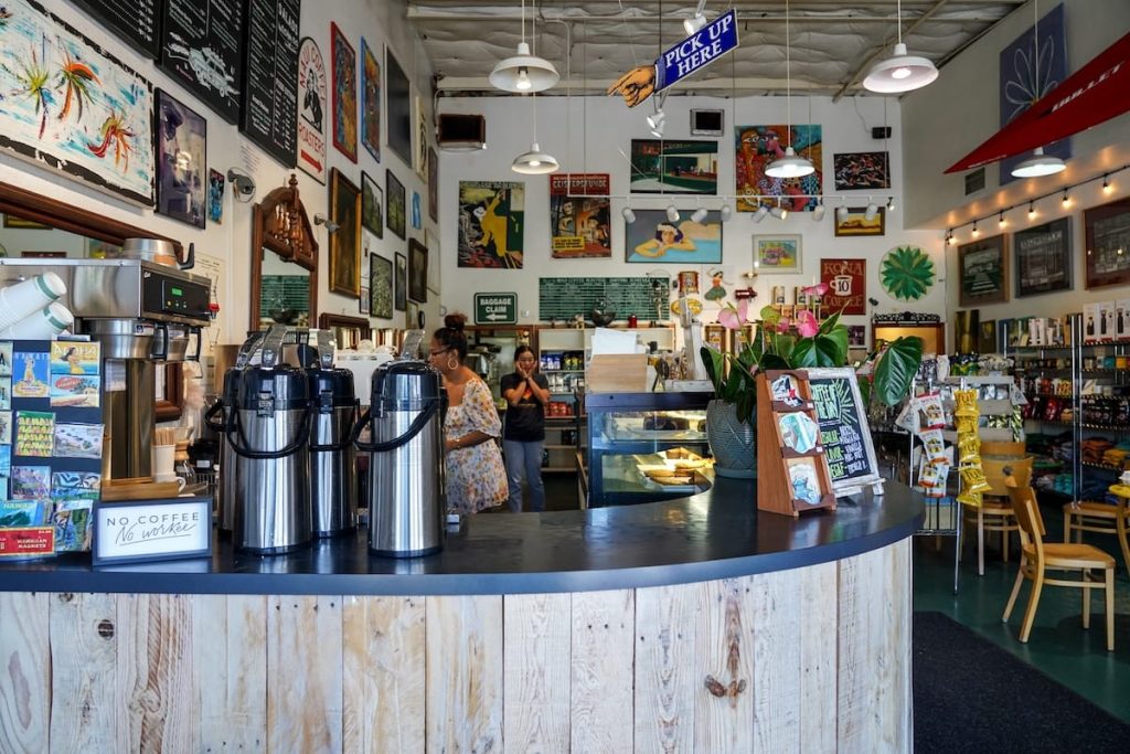 8 Delicious Coffee Shops On Maui (that Everyone Will Love!)